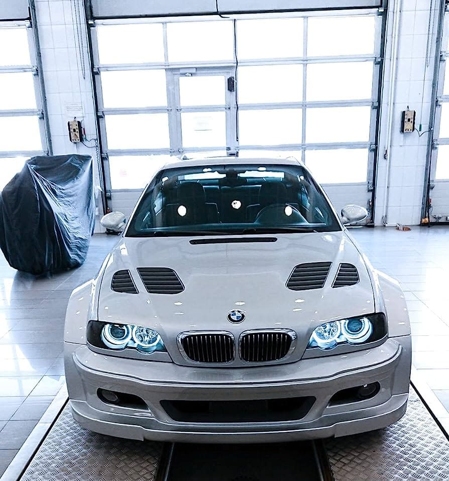 CAPÓ CON ENTRADAS DE AIRE BMW E46 M3 GTR COUPÉ - TheTunerLab